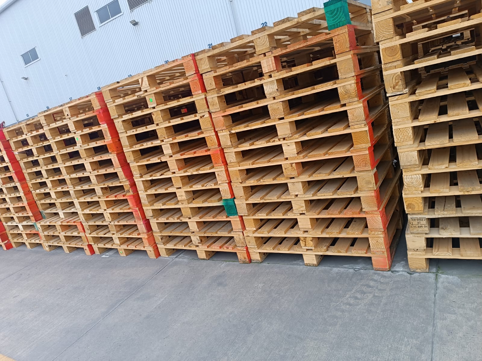 Inicio - Asociados Casas SAC - Pallets